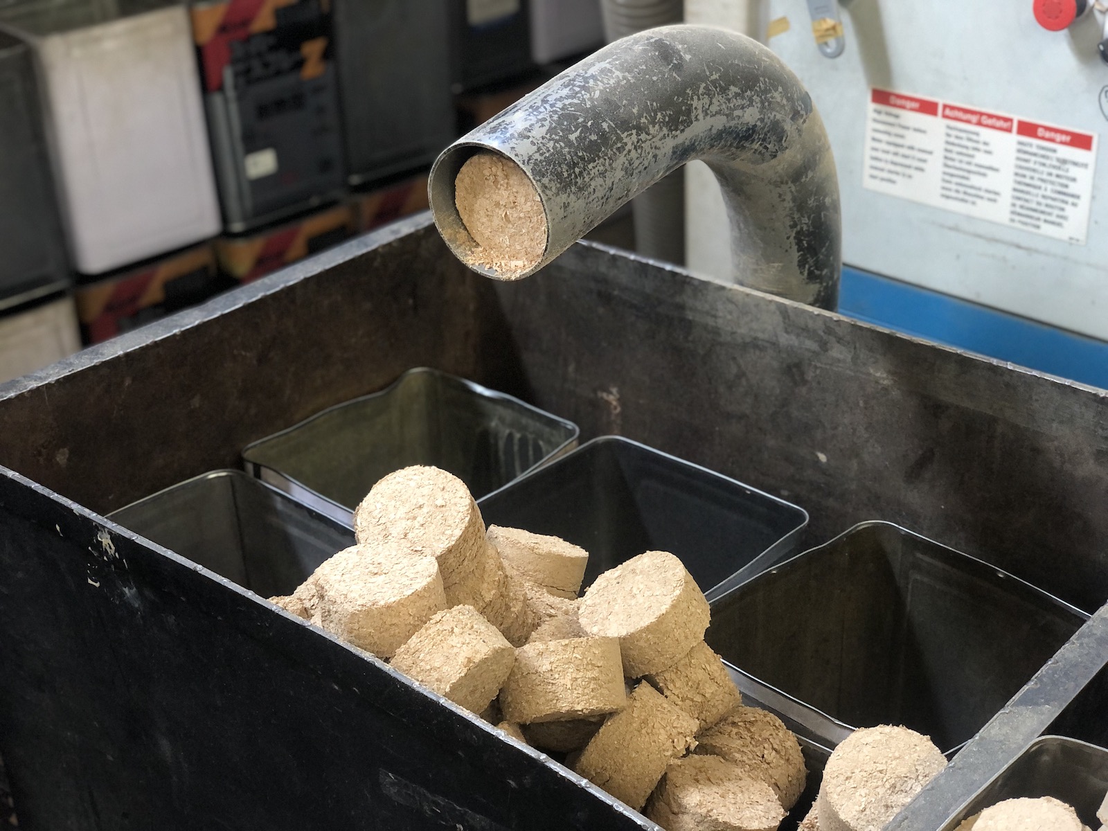 旭川家具のデザインと、タイムアンドスタイルのものづくり哲学に触れる旅 - NewSphere | DIRECTION