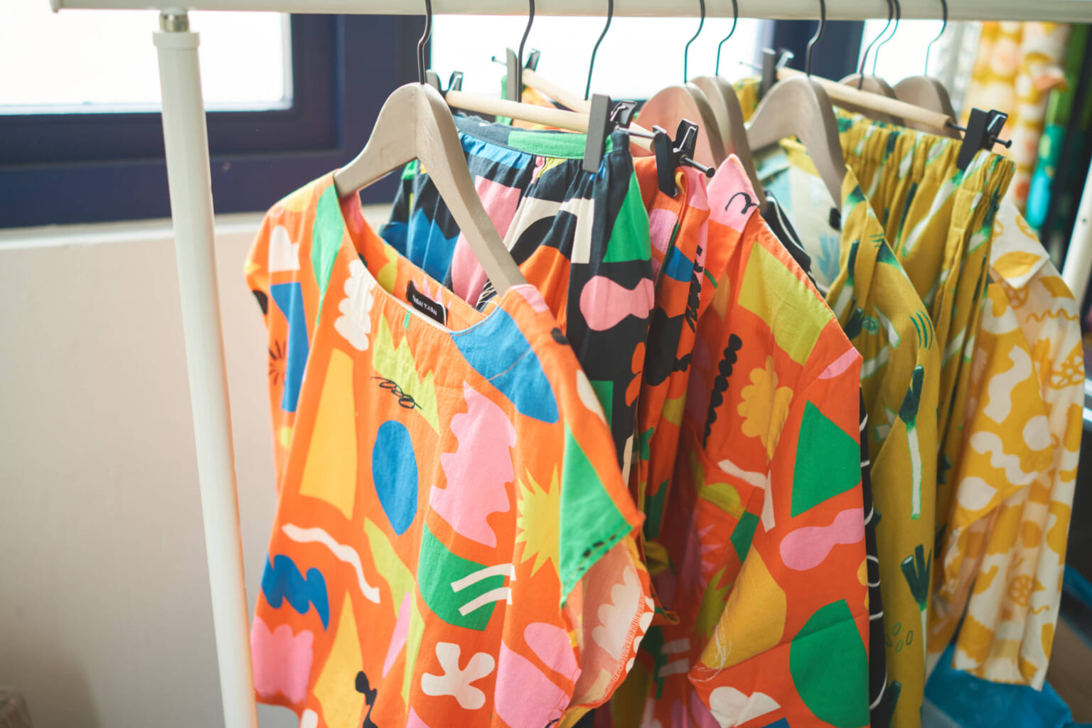 日常の面白いストーリーを物作りに 『YABAI YABAI』デザイナー Stacy Tanさんインタビュー - NewSphere | DIRECTION