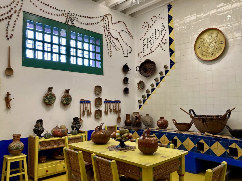 フリーダ・カーロとディエゴ・リベラ メキシコシティの2人の足跡 - NewSphere | Signpost