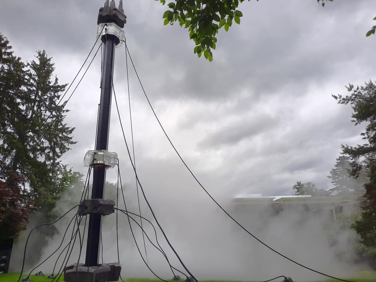 スイス、バイエラー財団の夏のグループ展 一流アートの “劇場” で遊ぶひととき - NewSphere | DIRECTION