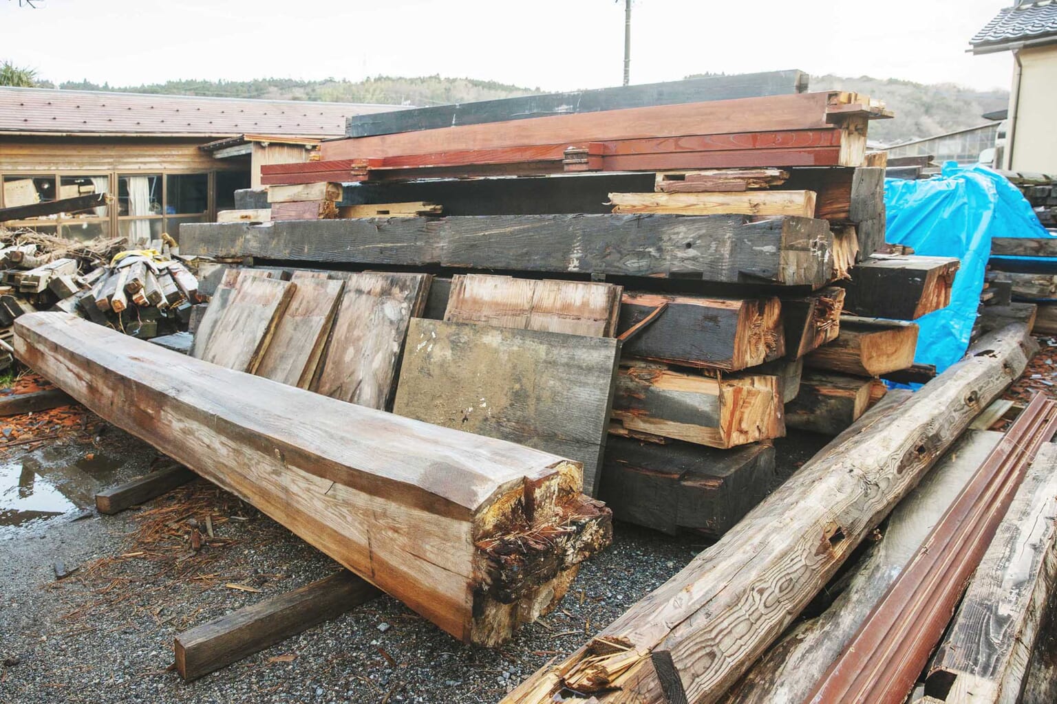 【能登連載 Vol.1】里山の記憶をつなぐ のと古材レスキュープロジェクト 前編 - NewSphere | DIRECTION