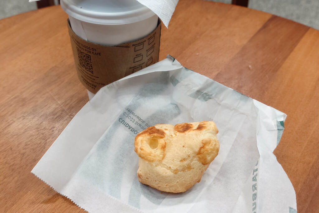 地球の裏側、ブラジルでイグアスの滝に打たれ、ポンデケージョを食べる！ - NewSphere | Signpost