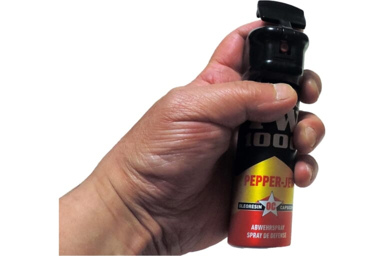 ドイツ公的機関も採用 Amazonで販売中の「TW1000」クマよけスプレーが安心すぎる」 - NewSphere